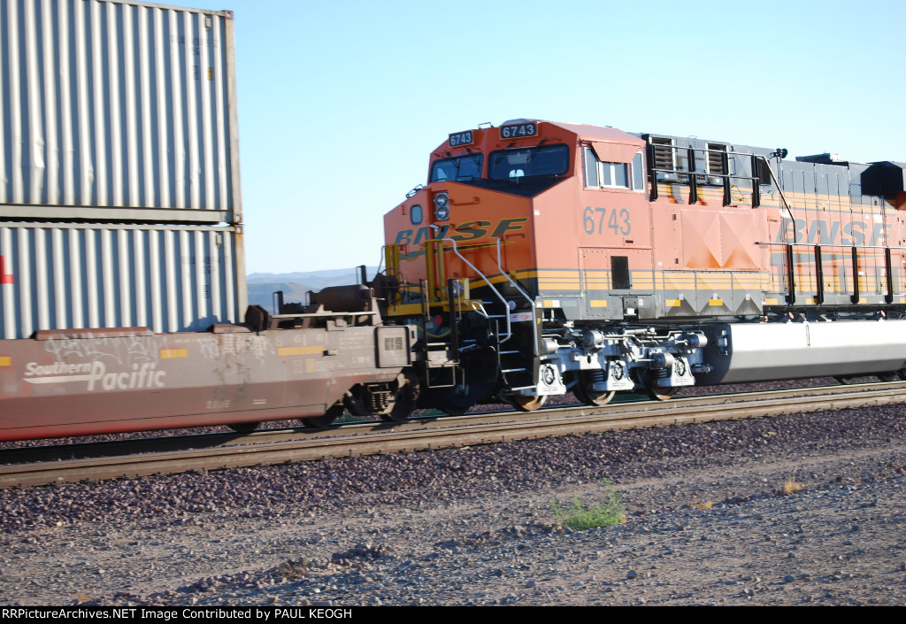 A Very Brand New BNSF 6743 as the Lead Rear DPU pushes a Hot Z westbound at 07:04 am PDT towards LA.